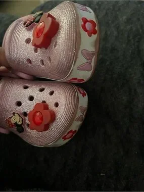 CROCS | Shoes | Crocs Kids Sparkle Pink Clogs With Red Flower Charm ...